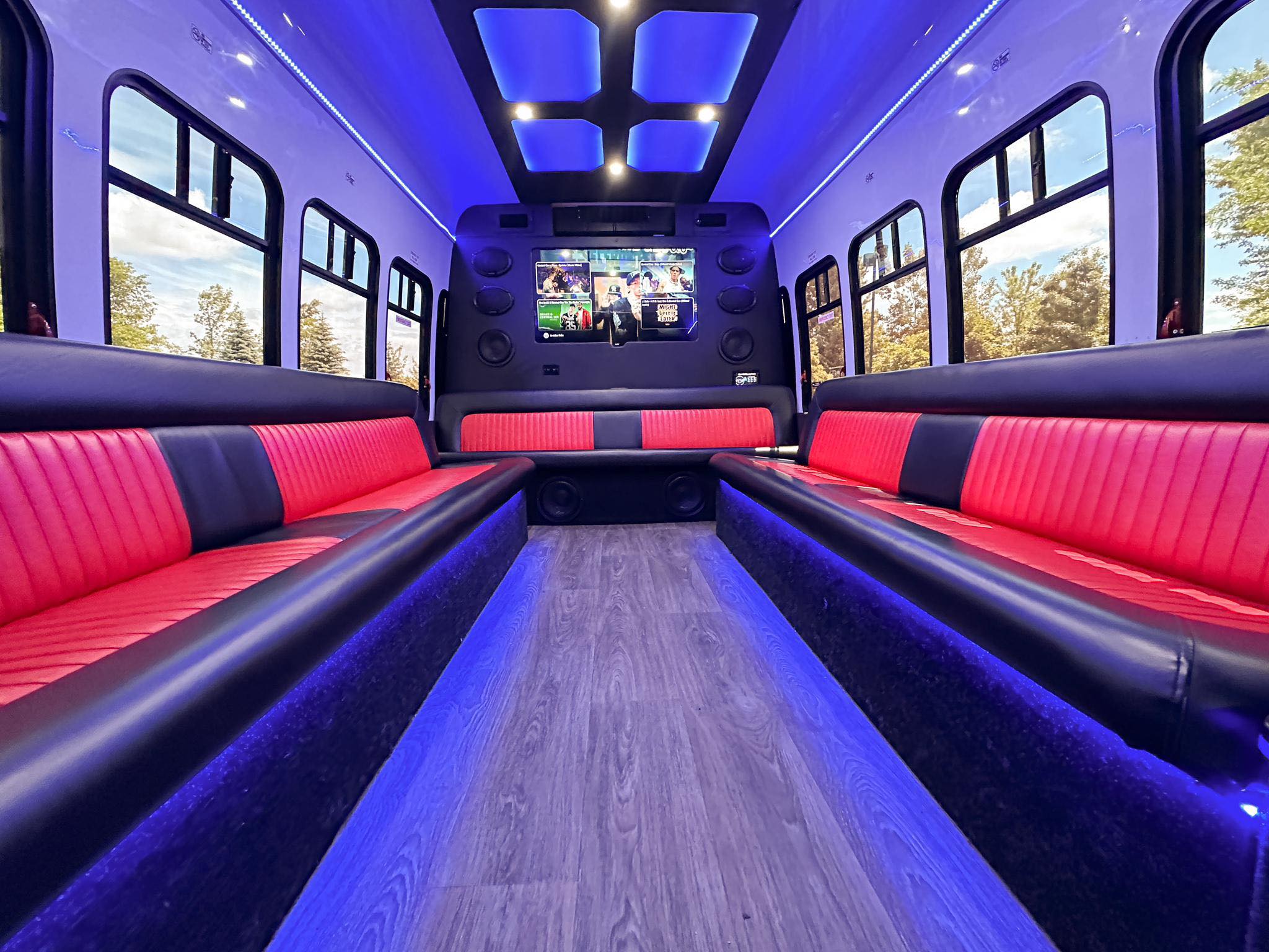 Brighton Party Bus Rentals | PartyBusWay